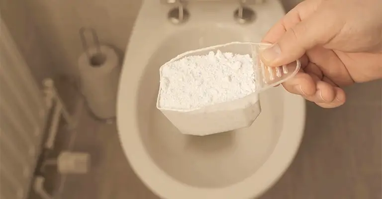 Get Crystallized Urine Out Of Your Toilet Bowl Fast With These DIY Methods!
