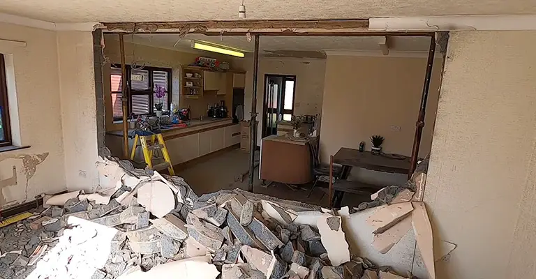 How Much Does It Cost To Knock Down Wall Between Kitchen And Dining ...