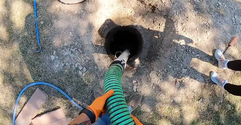 How To Unclog A Septic Tank Drain Pipe?