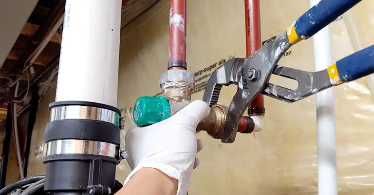 Low Water Pressure After Installing a New Tub & Shower Faucet